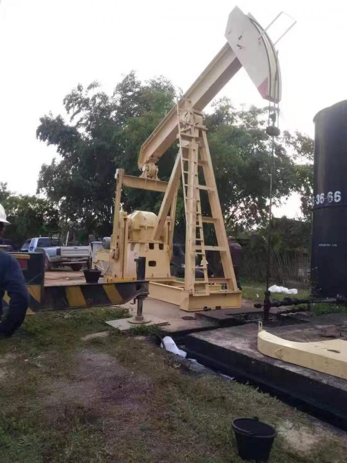 C Series Walking Beam Pumping Unit Oilfield Pump Parts API 11E